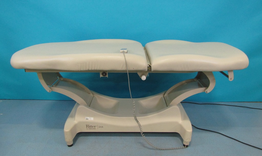 Midmark Exam Table Ritter 244 942629 | Used Medical Equipment & PPE ...