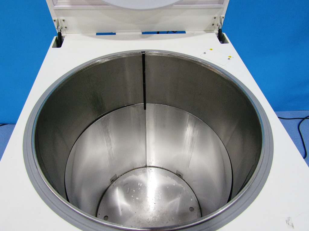 Thermo Scientific Freezer CryoPlus 2 (200L) 7402 943838 | Used Medical ...